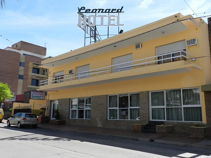 Hotel Leonard - Villa Carlos Paz