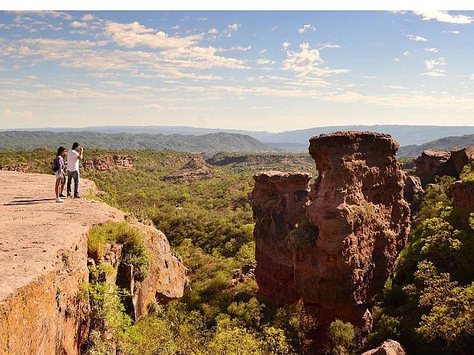 Los Mogotes, un paraje para disfrutar en la Provincia de La Rioja ...